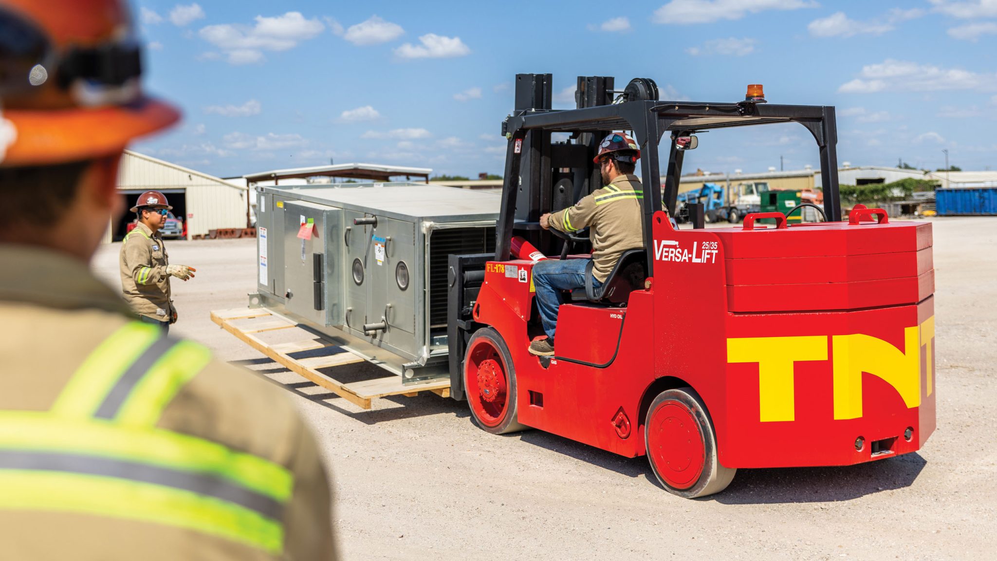 Specialized Rigging Services | Equipment Moving & Storage