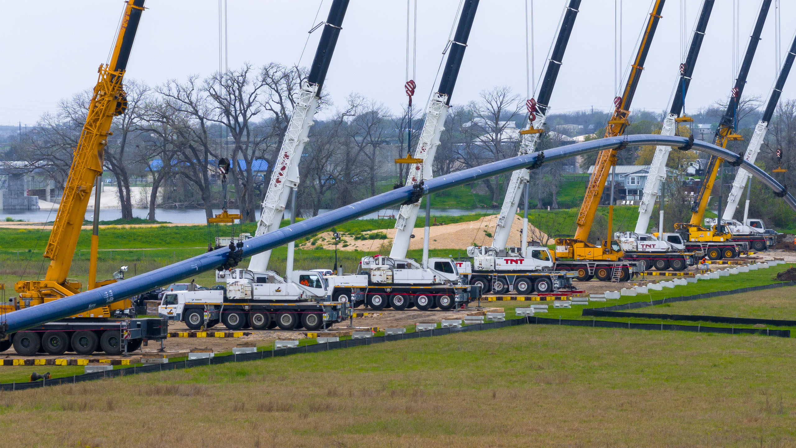Water Pipeline Project in San Antonio | TNT Crane & Rigging
