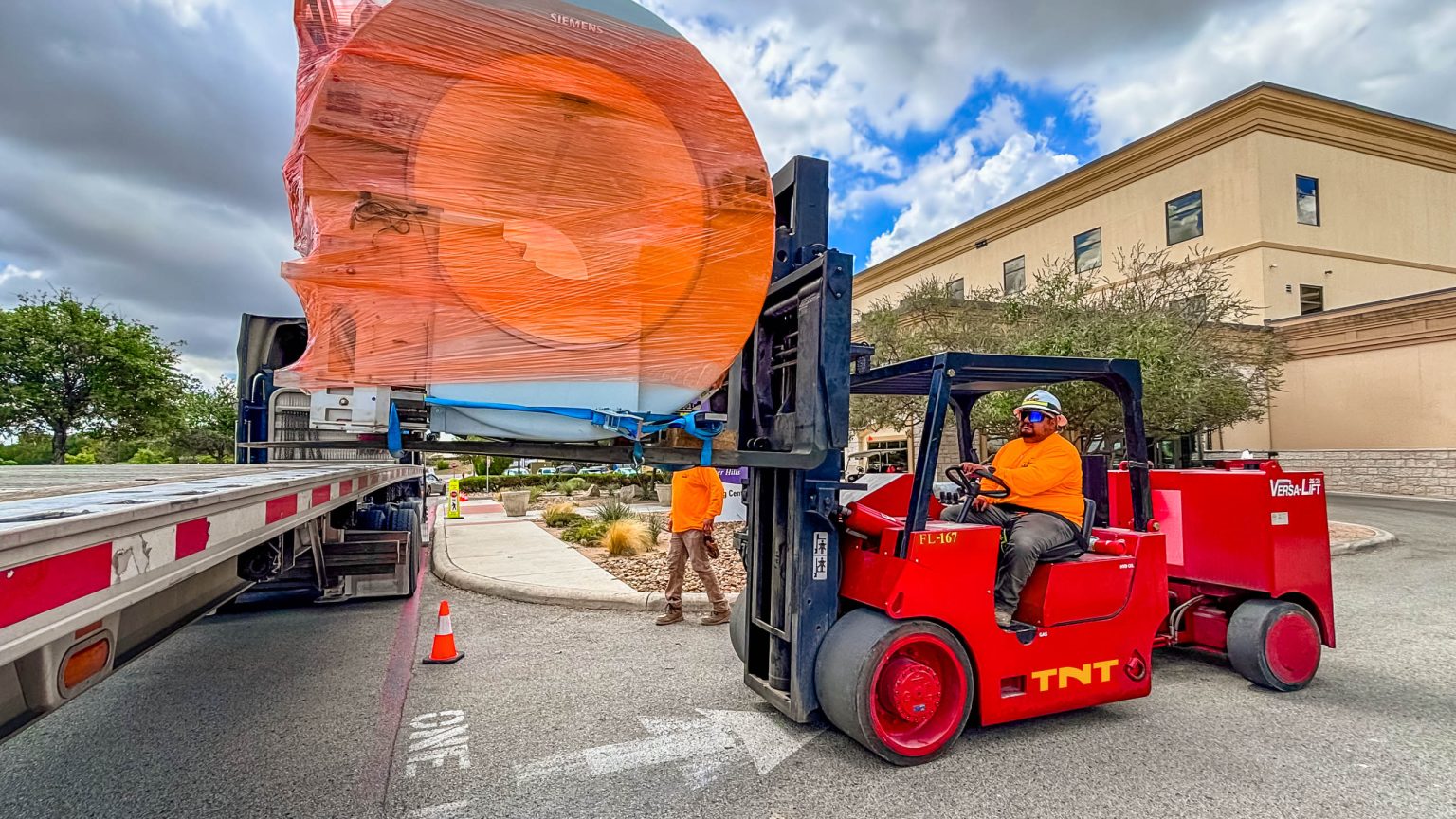 Specialized Rigging Services | Equipment Moving & Storage