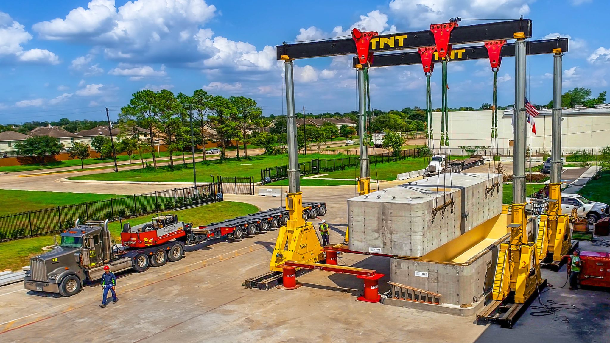 Crane Services Austin, TX | TNT Crane & Rigging